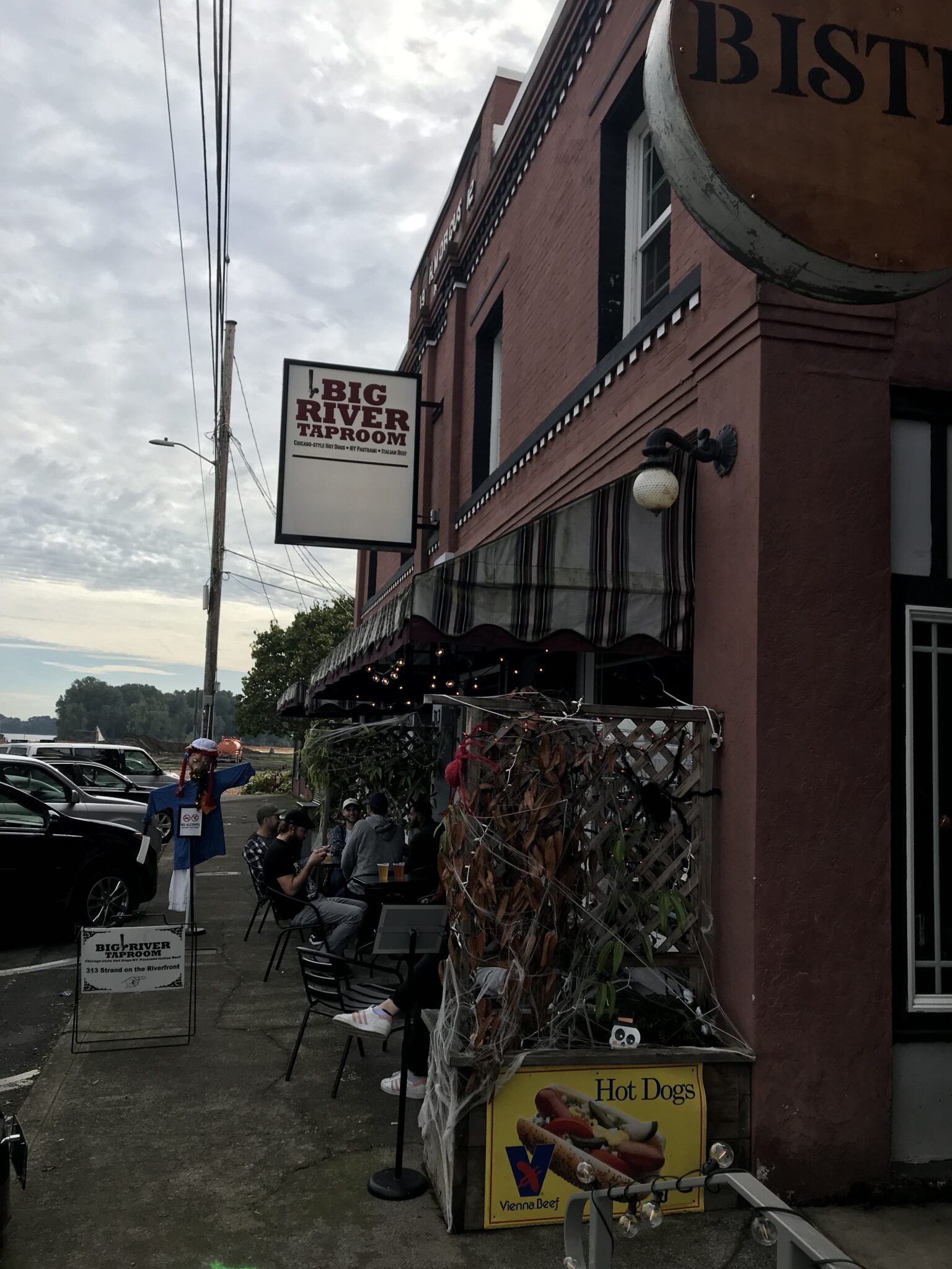 Saint Hellens, Oregon USA | Cruising Log of the Murrelet